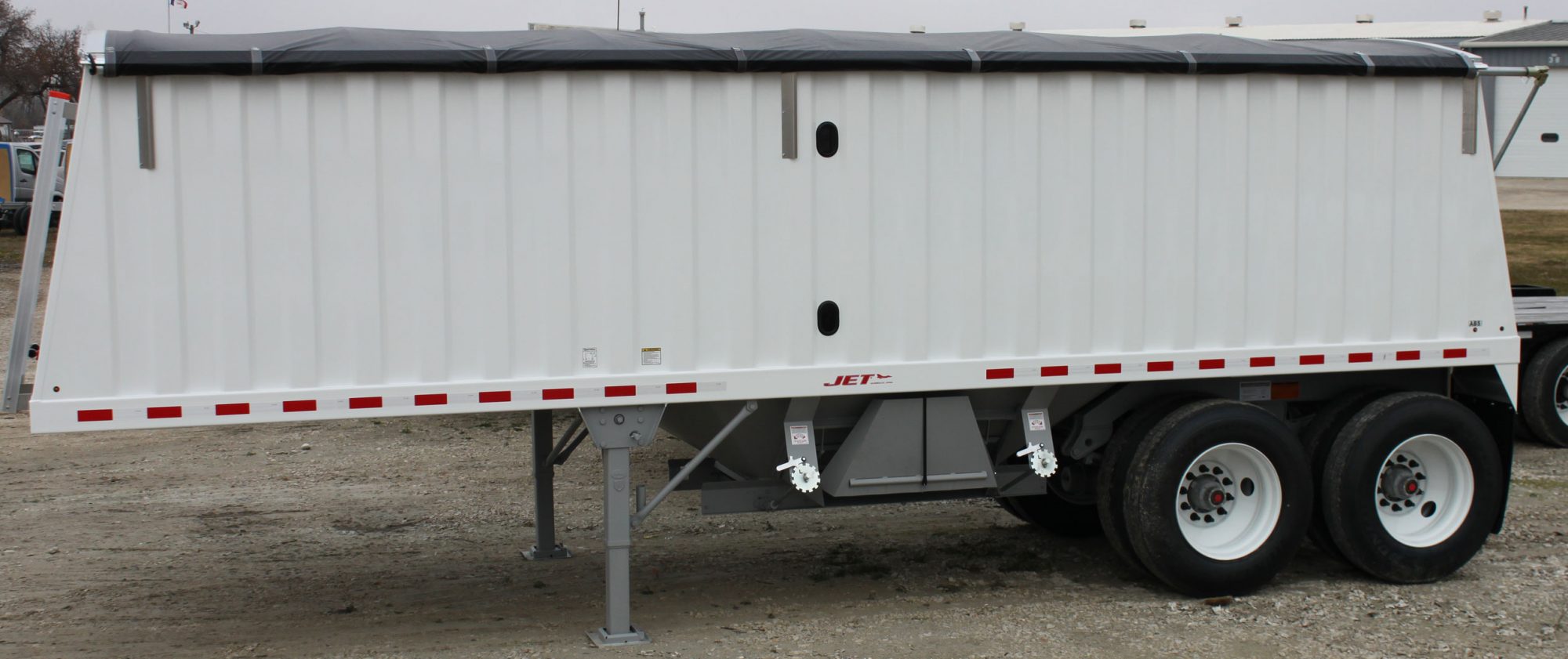 Grain-Hopper-Trailer-White-26ft-Steel - Jet Co Trailers