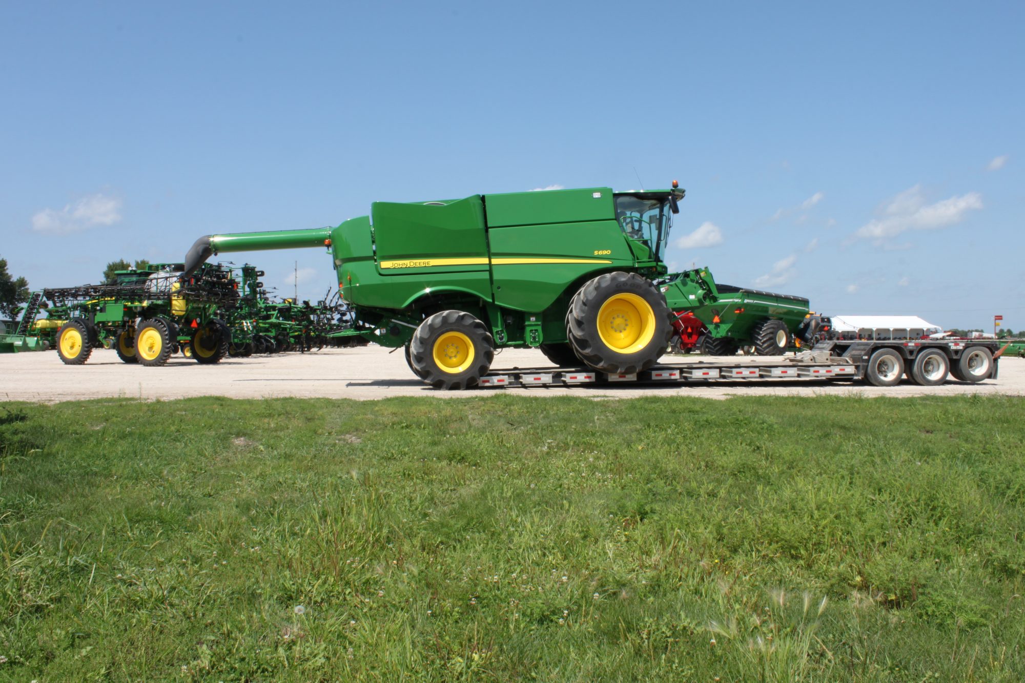 Detach-RGN-Trailer-KC-JD-Load - Jet Co Trailers